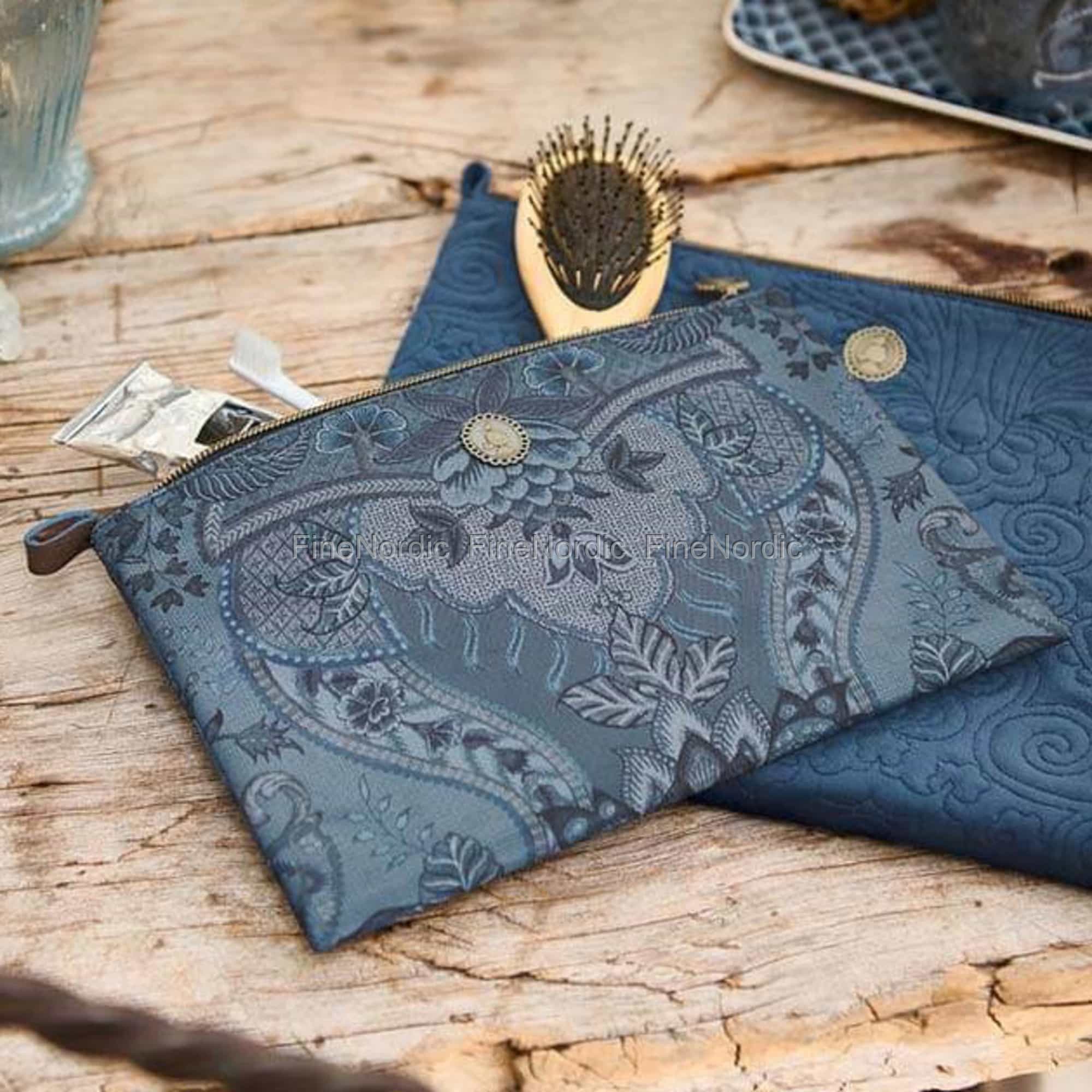Pip Studio Flad Kosmetikpung Medium Kyoto Festival Blå